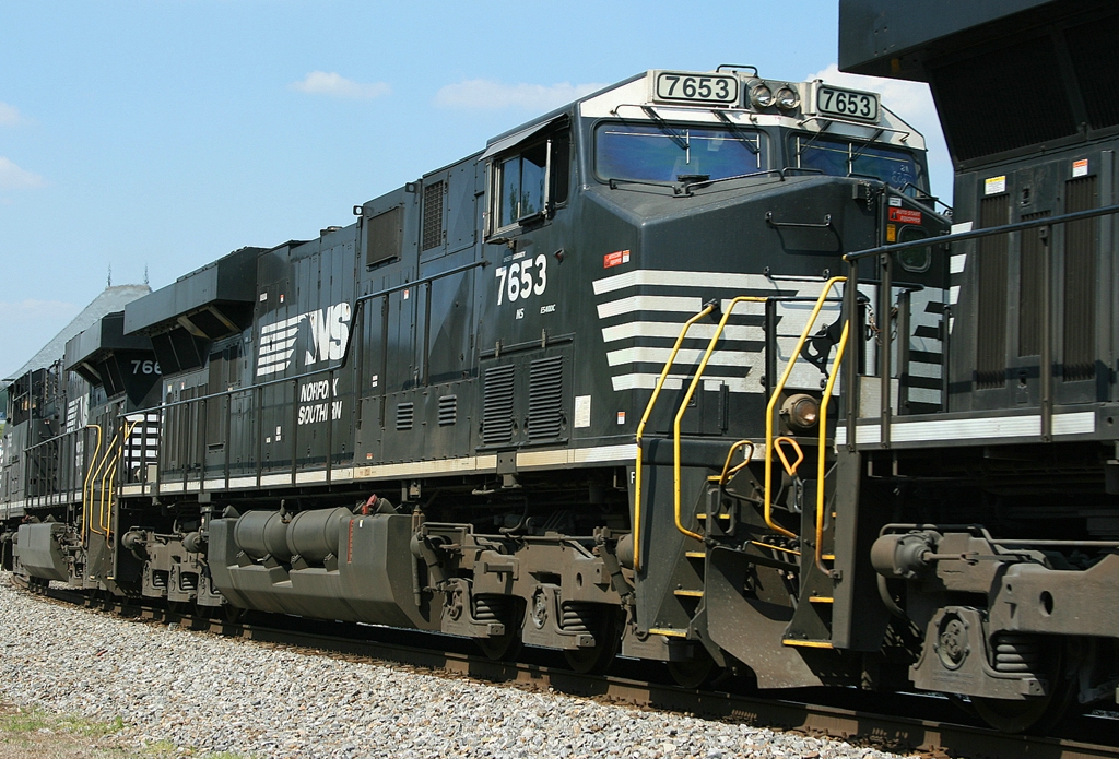 NS 7653